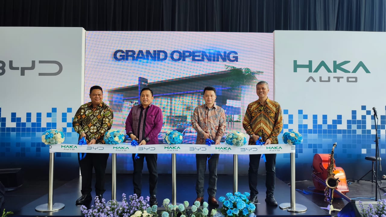 Menyongsong Masa Depan EV: Penjualan BYD Tumbuh 200%, Haka Auto Siap ...